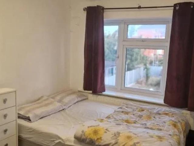 Room at Ivyhouse Road, Greater London