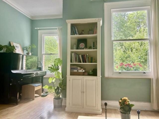 Room at Ilbert Street, City of Westminster