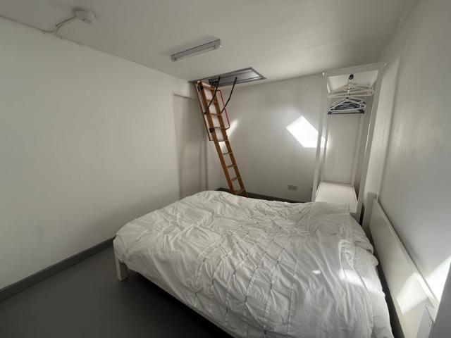 Room at Ilderton Road, Greater London