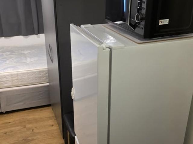 Room at Illingworth Close, Greater London
