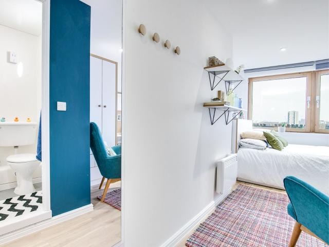 Room at Imperial Road, Greater London