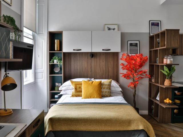 Room at Infirmary Street, City of Edinburgh