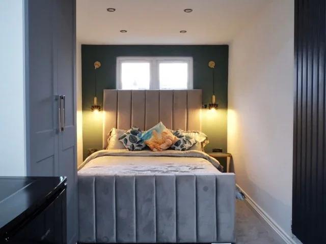 Room at Inverness Road, Greater London