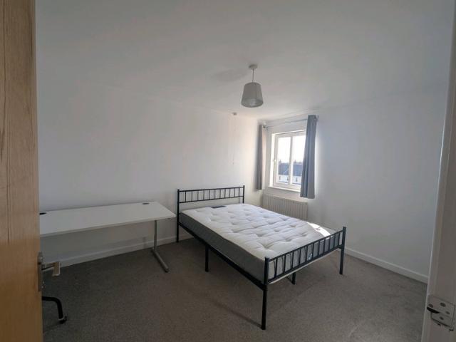 Room at Ireton Road, Bristol
