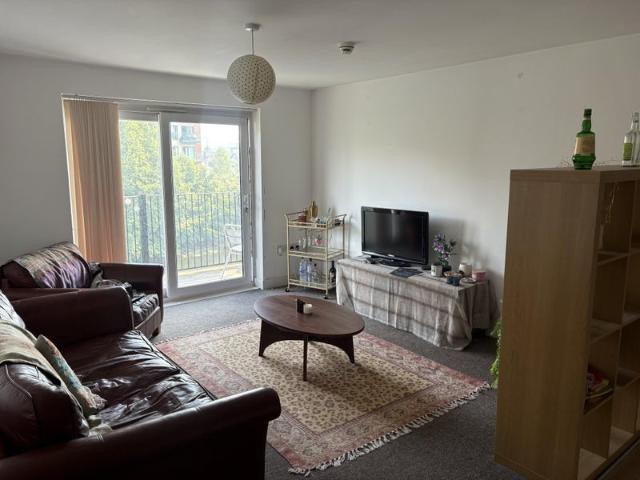 Room at Irwell River Park, Salford