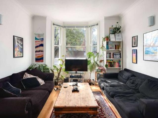 Room at Isabella Road, Greater London