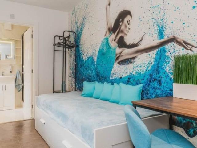 Room at Jubilee Street, Nottingham