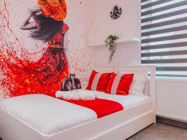 Room at Jubilee Street, Nottingham