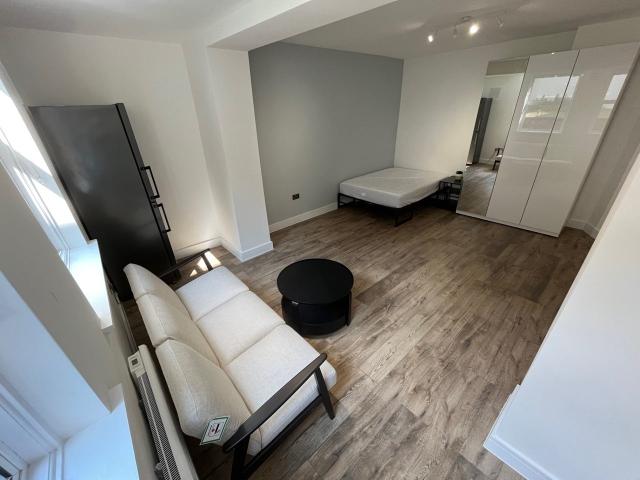 Room at Junction Road, Greater London