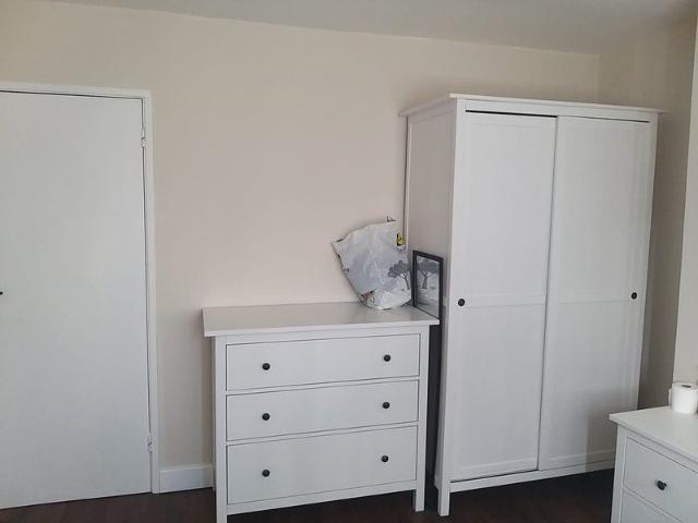 Room at Juniper Road, Crawley