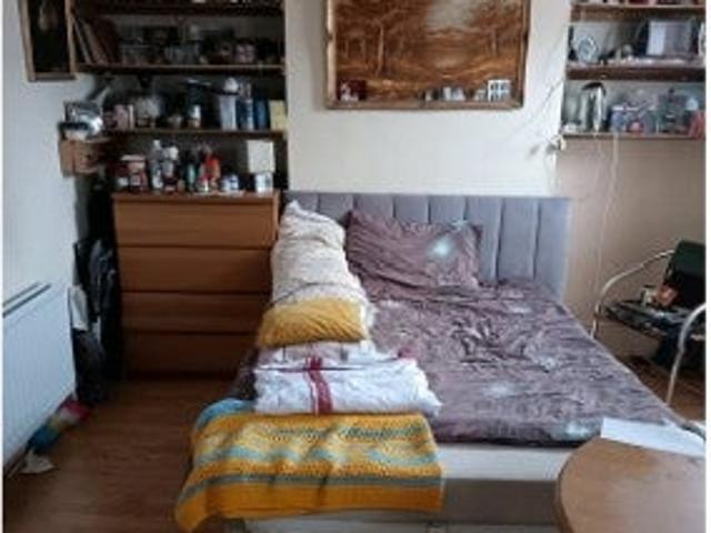 Room at Jutland Road, Greater London