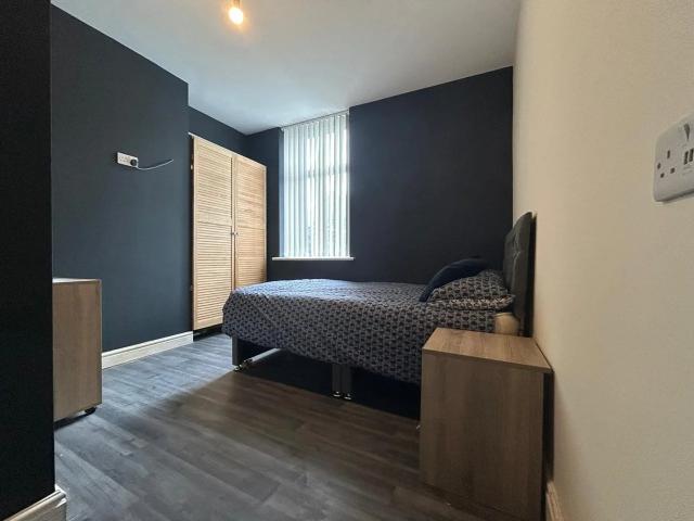 Room at Jalland Street, Hull