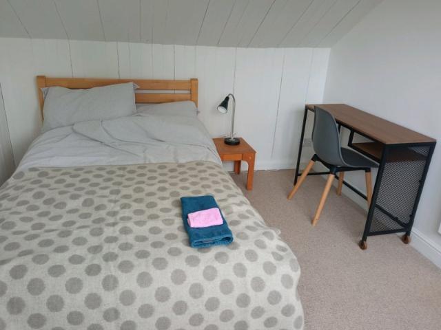 Room at Japan Crescent, Greater London