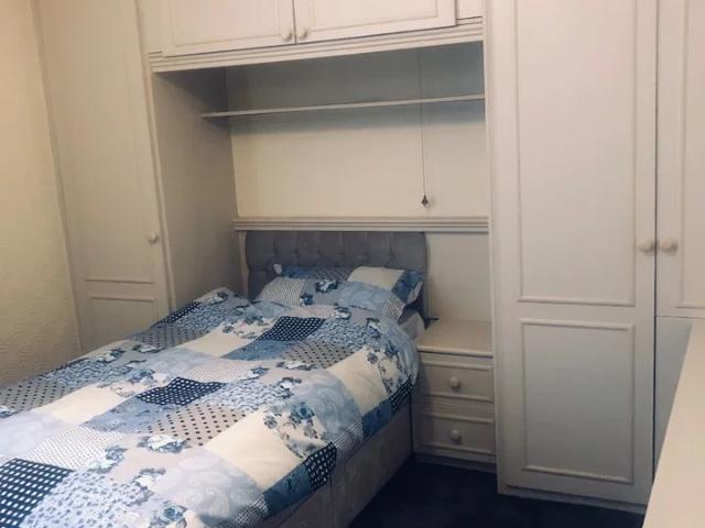 Room at Jessie Road, Portsmouth
