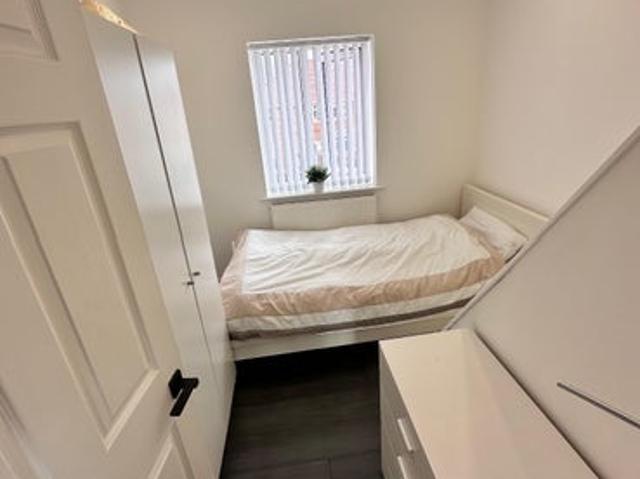 Room at Jephson Road, Ashfield