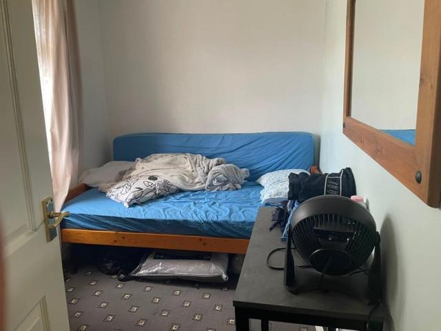 Room at Jiggins Lane, Birmingham