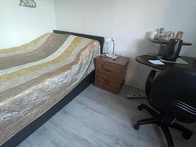 Room at John Hall Close, Bristol