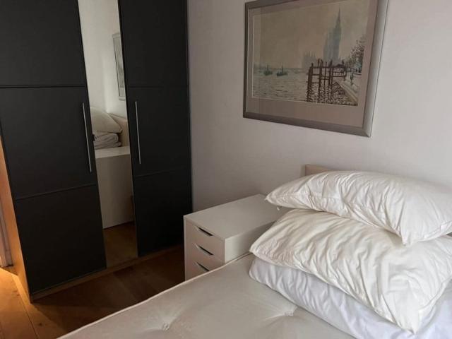 Room at John Maurice Close, Greater London