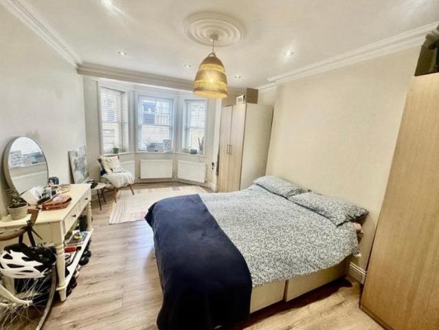 Room at Kyverdale Road, Greater London