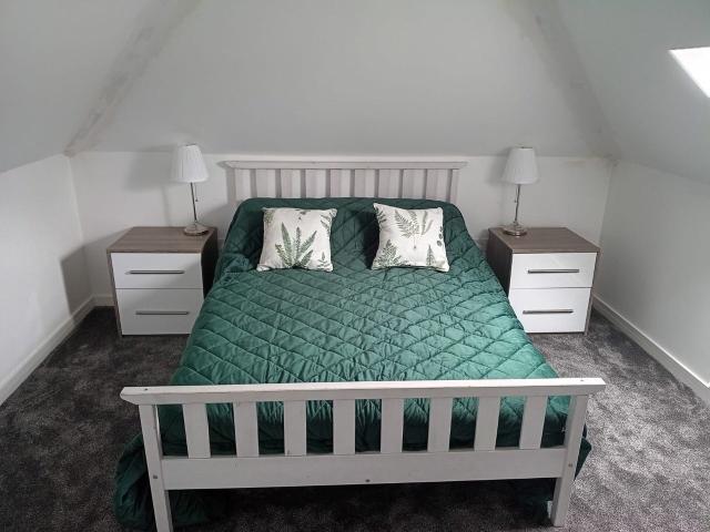 Room at Kathleen Road, Southampton