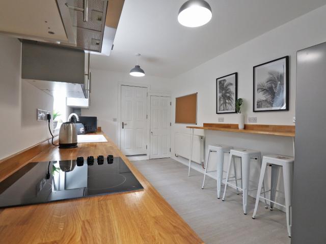 Room at Kempston Road, Kempston