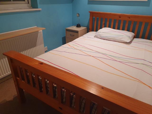Room at Kemsley Close, Dartford
