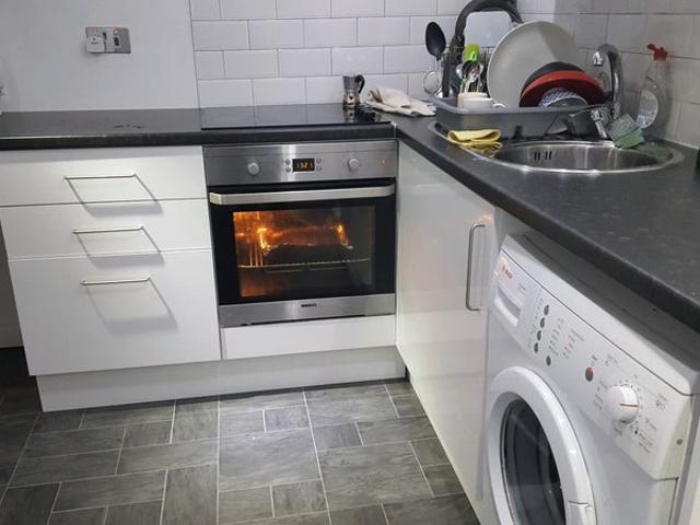 Room at Kenmure Street, Glasgow
