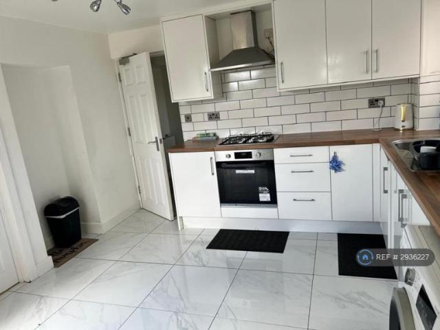 Room at Kennet Close, Cherwell District