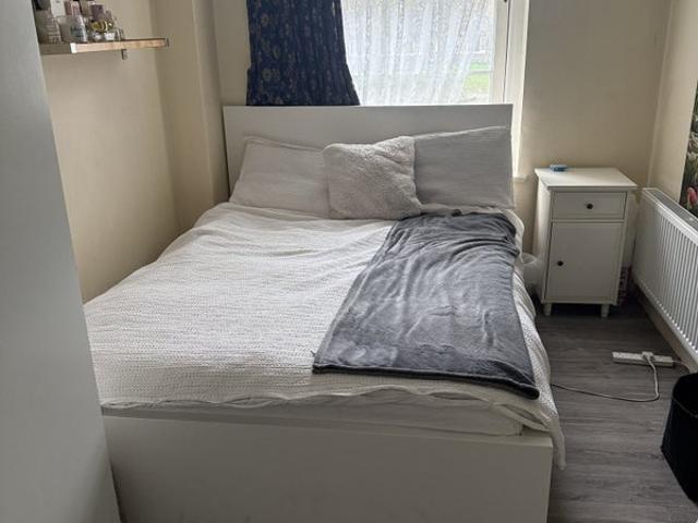 Room at Kennington Road, Greater London