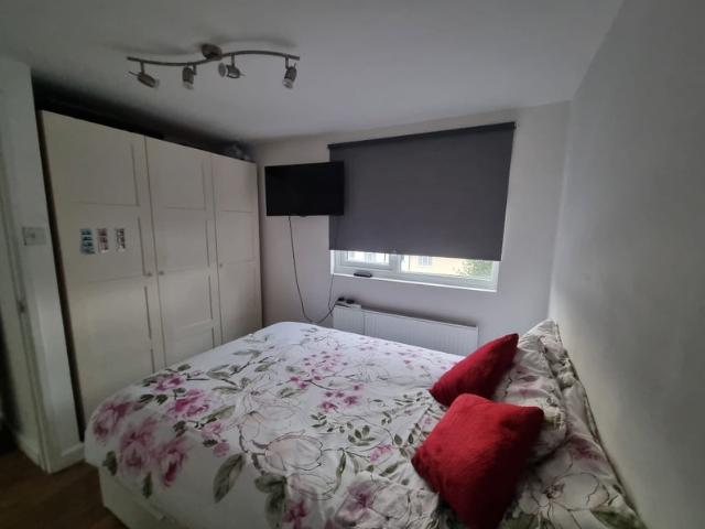 Room at Kenilworth Road, Greater London