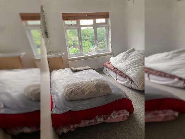 Room at Kent House Road, Greater London
