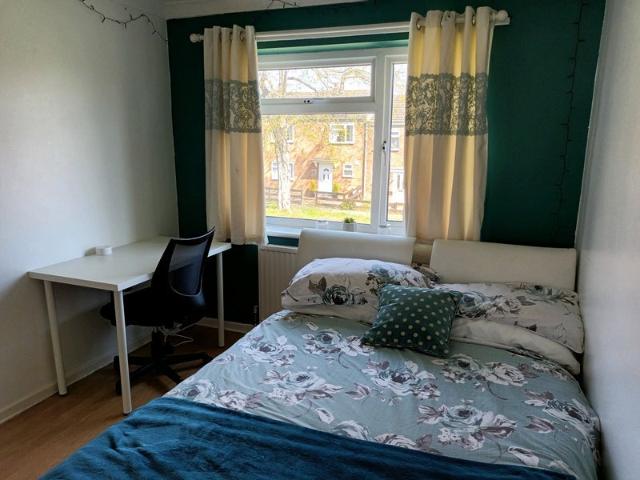 Room at Kent Road, Huntingdonshire