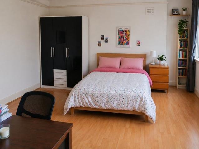 Room at Kentish Town Road, Greater London