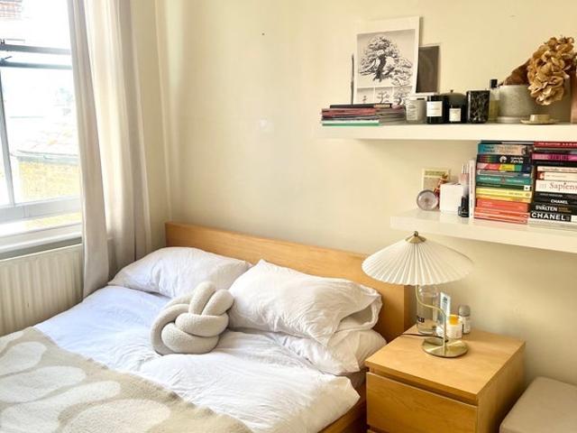 Room at Kenwyn Road, Greater London