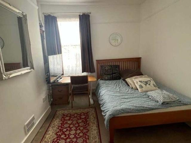 Room at Kerrison Road, Greater London