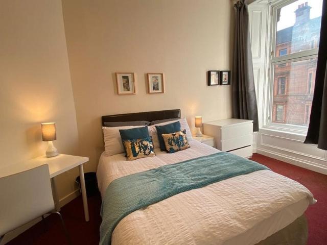 Room at Kersland Street, Glasgow