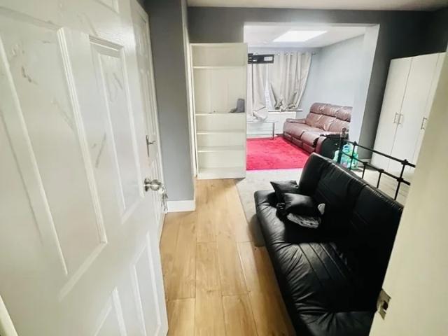 Room at Kilmartin Way, Greater London