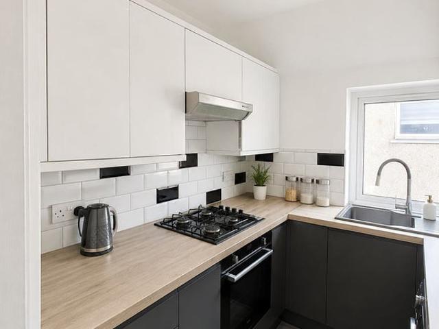 Room at Kilmorie Drive, Rutherglen