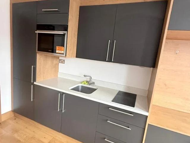 Room at Kilburn High Road, Greater London