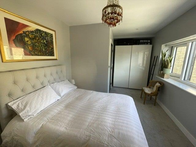 Room at Kilburn Lane, Greater London