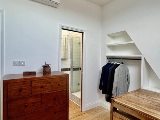 Room at Killyon Road, Greater London
