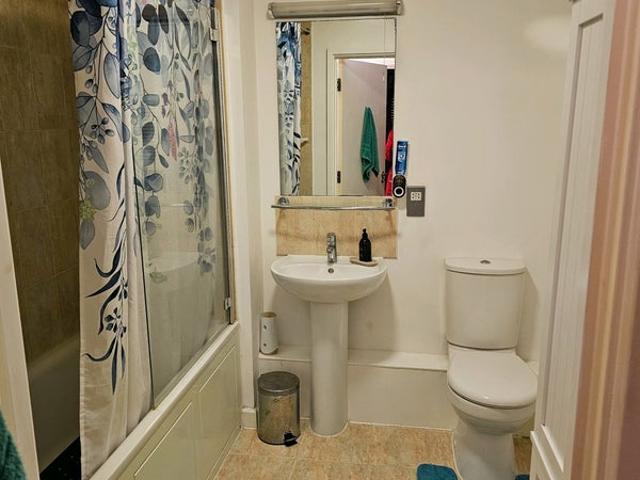 Room at King Edward Road, Basildon
