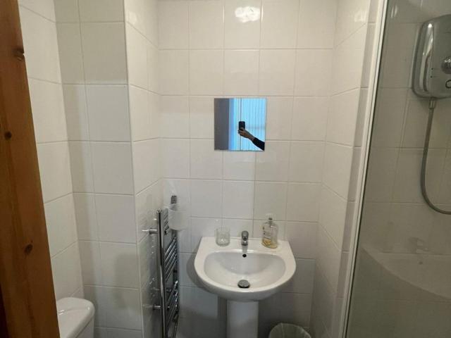 Room at King Edward Road, Swansea