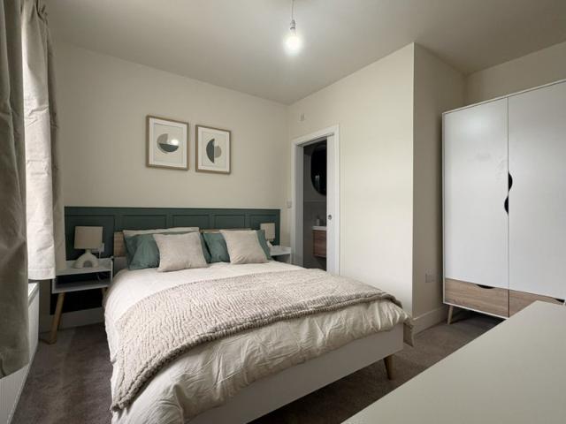 Room at King Edward Road, Rugby