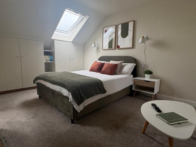 Room at King Edward Road, Rugby