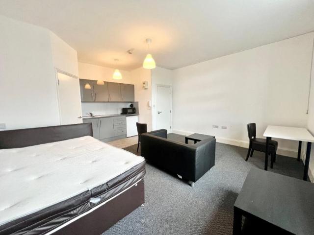 Room at King Street, Newcastle under Lyme