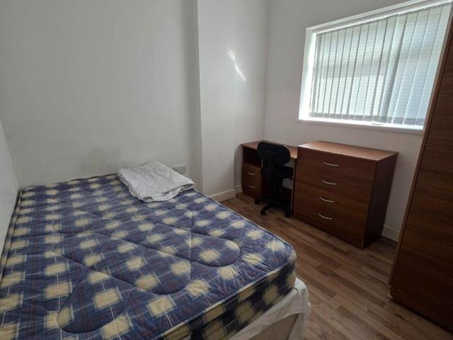 Room at King Street, Pontypridd