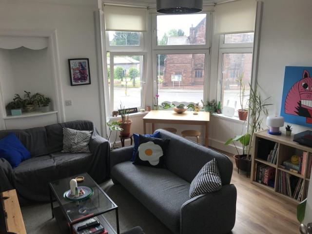 Room at King's Park Road, Glasgow