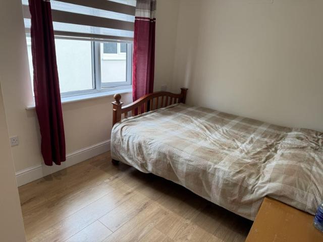 Room at Kings Road, Chelmsford