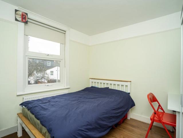 Room at King's Road, Greater London